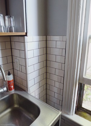 Kitchen tile: FINISHED! | Door Sixteen