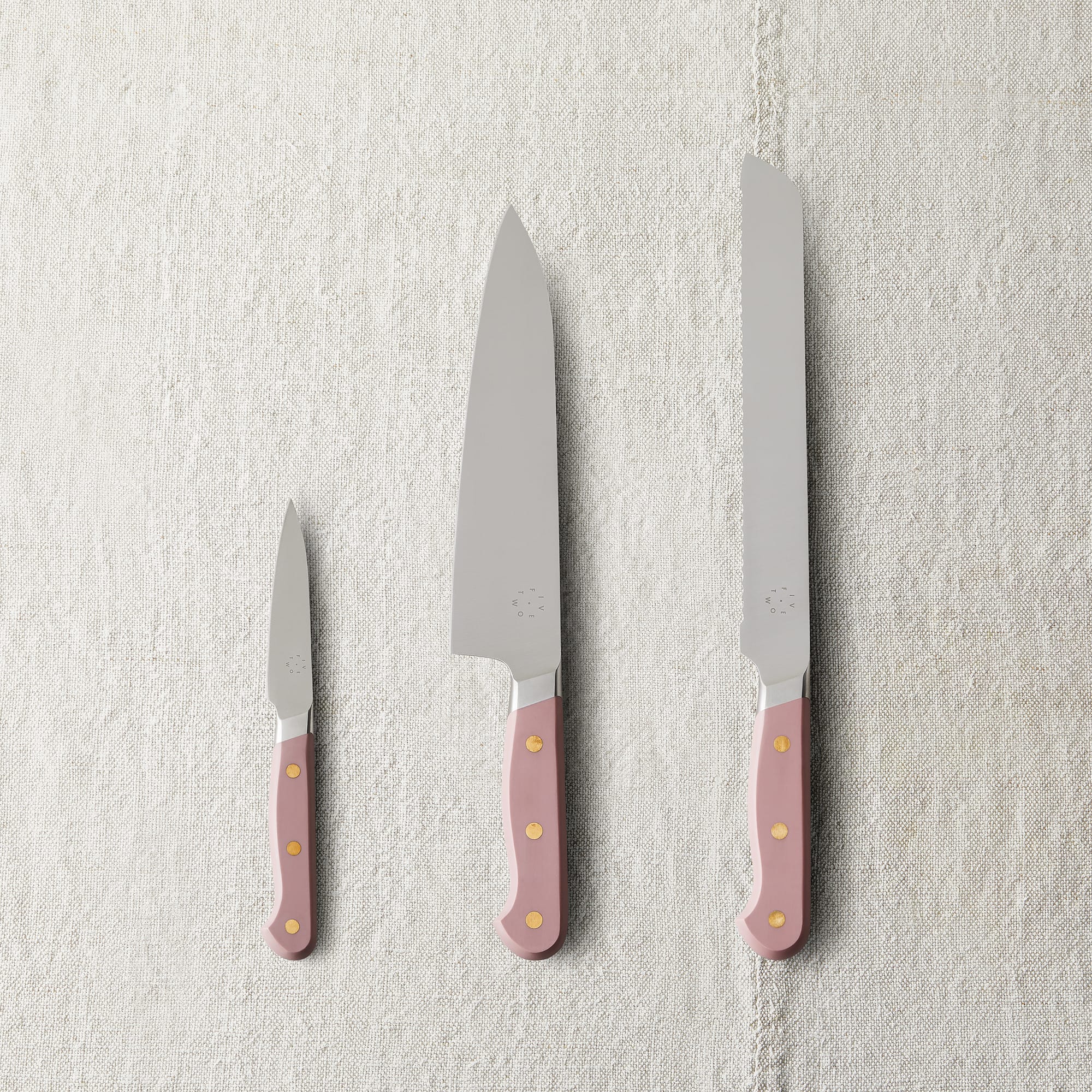 Pink knives? Why not! | Door Sixteen