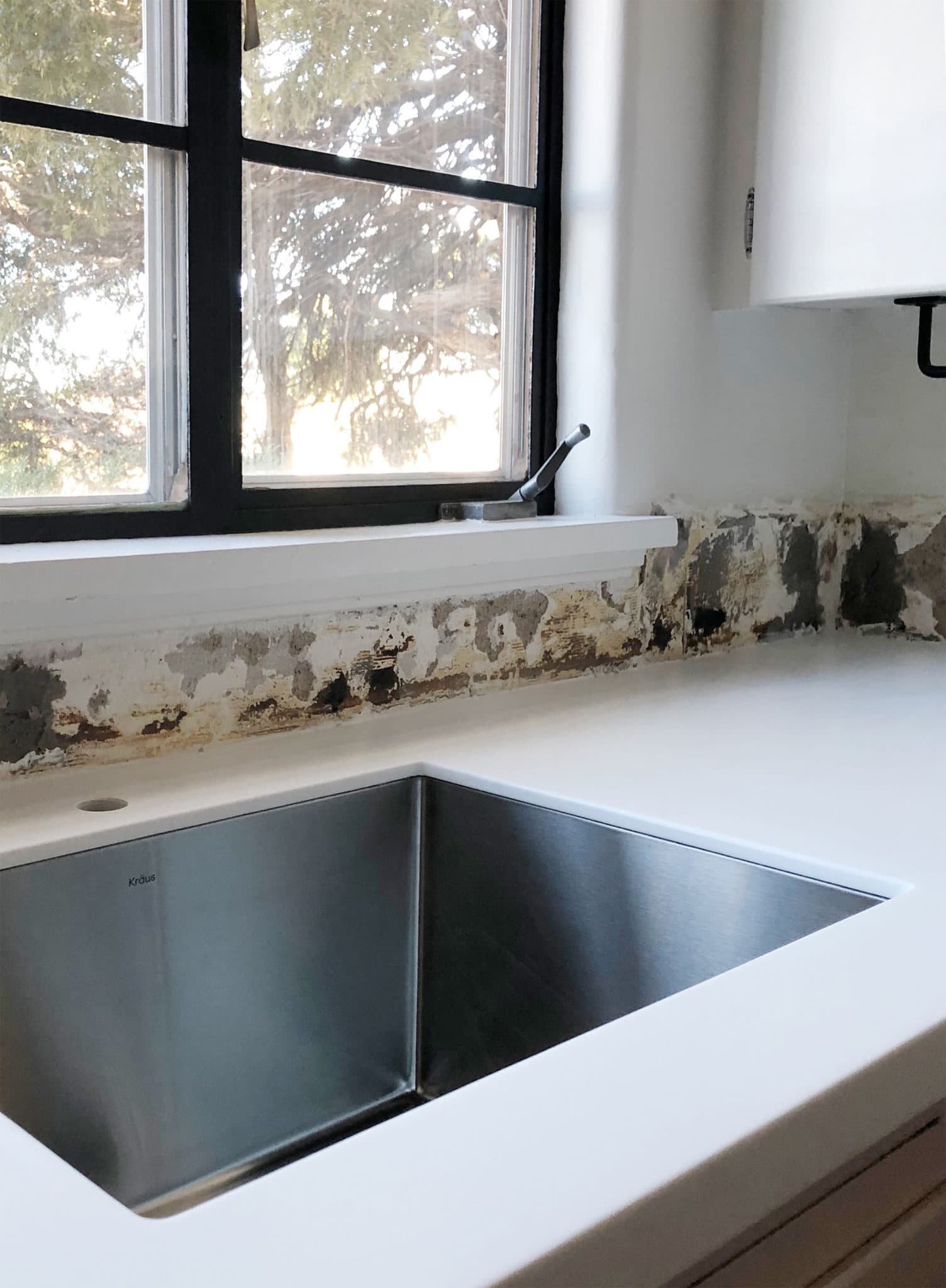 It's time for the kitchen to get some countertops! | Door Sixteen